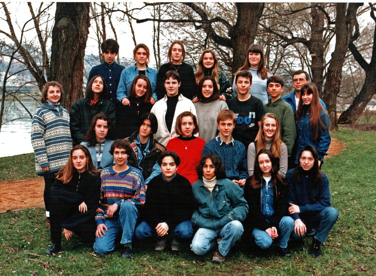 Photo de classe CSI 3 eme 2 de 1995, Lycée International De Gerland ...