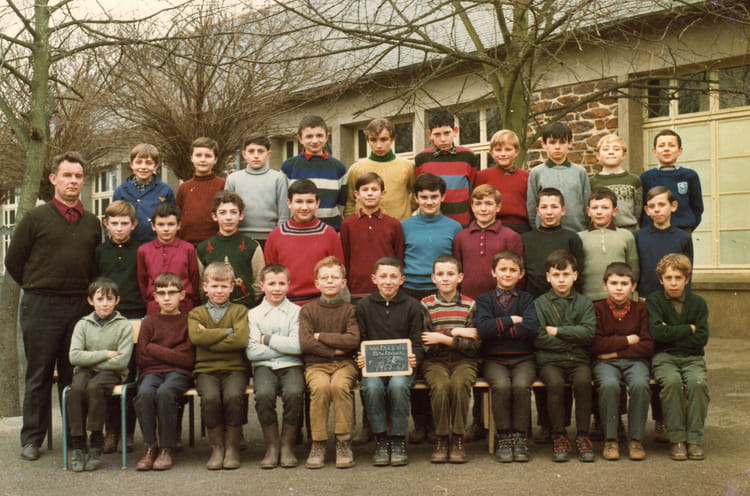 Photo de classe Ecole Primaire Garçons 1967-1968 de 1967, ECOLE ...