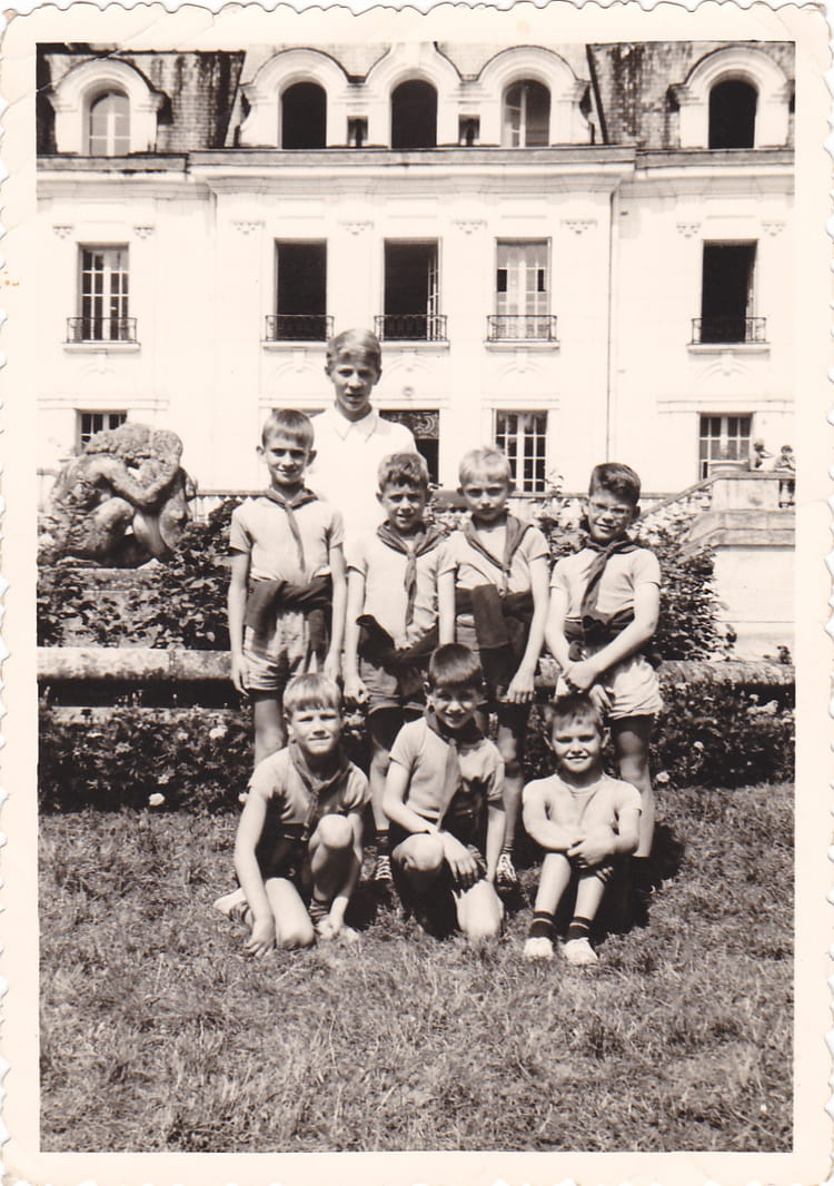 Photo de classe Flacy année 1968 de 1968, Colonie Chateau De Flacy ...