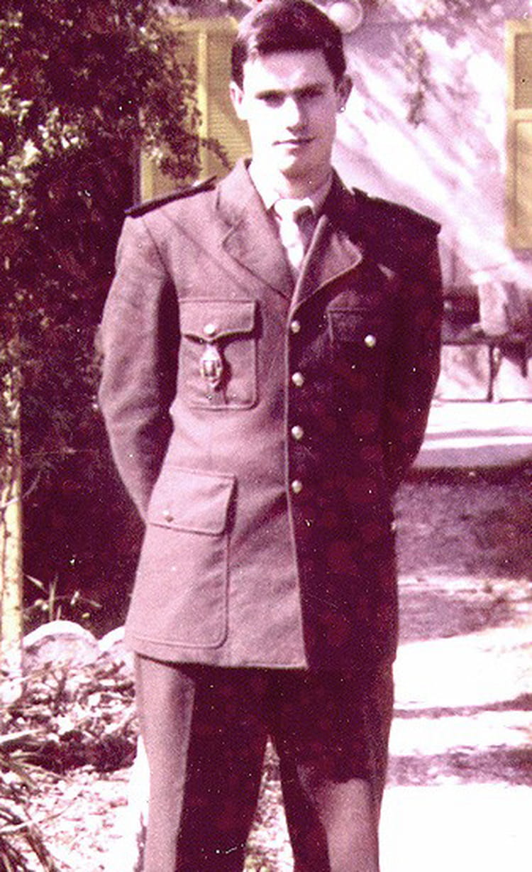 Photo de classe Gerard merle p.14 de 1970, CASERNE VALENCE - Copains d ...