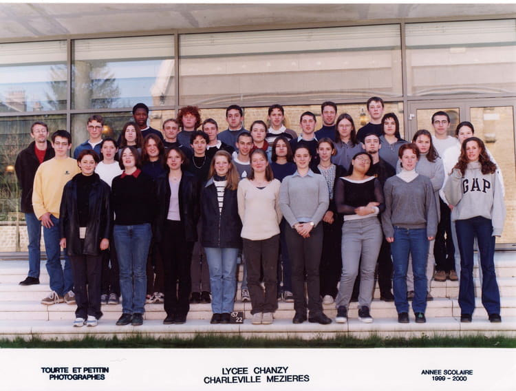 Photo de classe 1ère S2 de 2000, Lycée Chanzy - Copains d'avant
