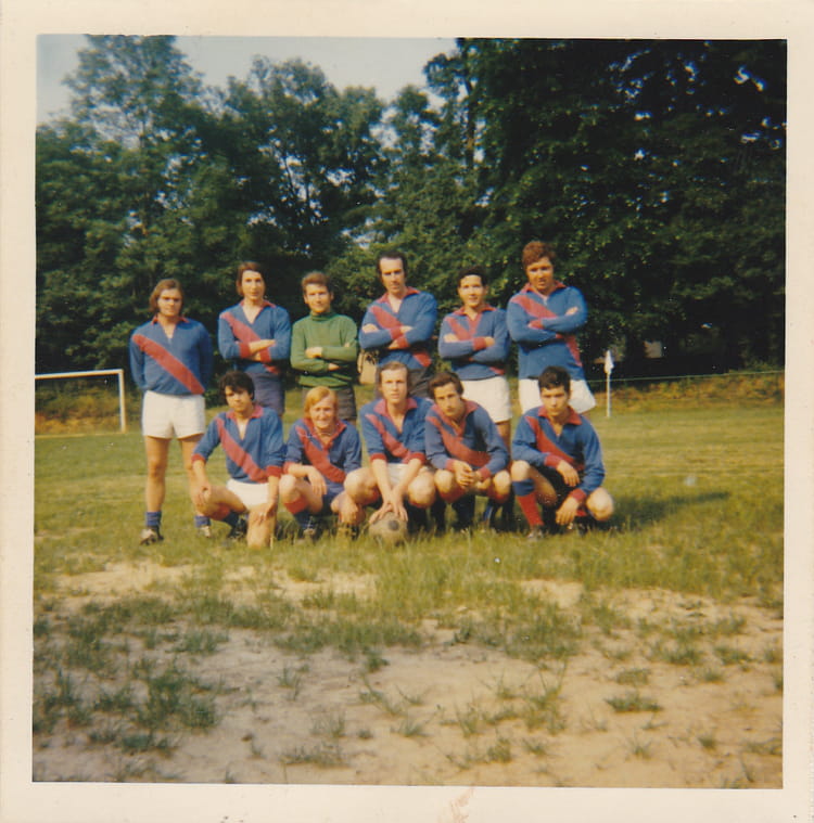 Photo de classe Equipe complémentaire 1970 de 1970, AS MEUDON - Copains ...