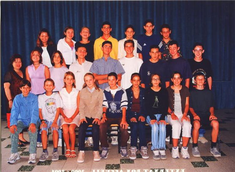 Photo de classe 3ème verte de 2000, Collège Bon Accueil - Copains d'avant
