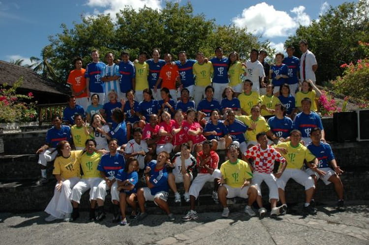 Photo de classe GO team Bali de 2005, Club Med Bali - Copains d'avant