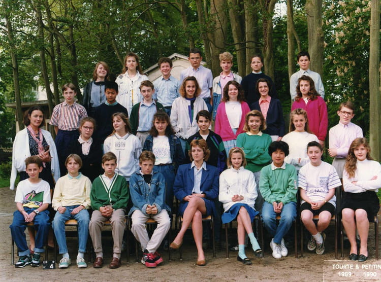 Photo de classe 4° de 1989, Collège Jeanne D'arc St Aspais - Copains d ...
