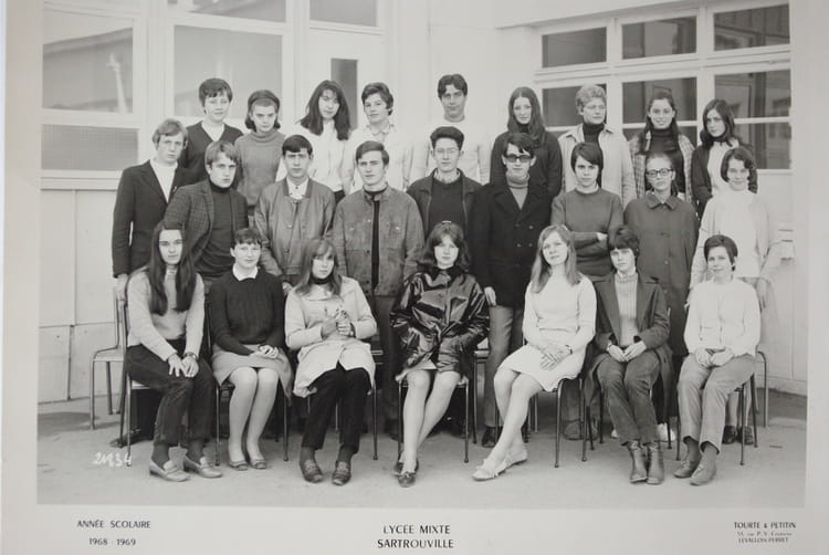 Photo de classe Première de 1968, Lycée Mixte De Sartrouville - Copains ...