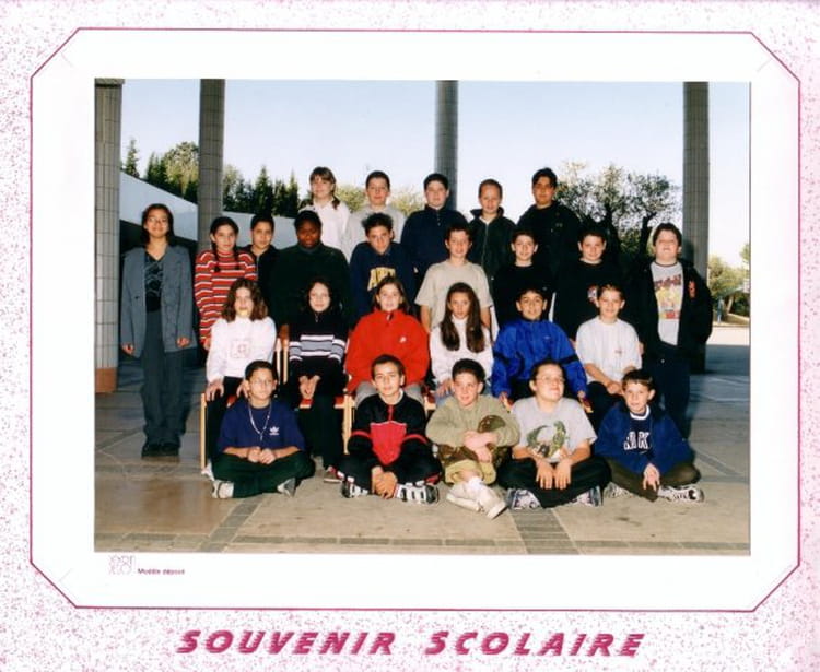 Photo de classe 6°11 de 1998, Collège Emile Roux - Copains d'avant