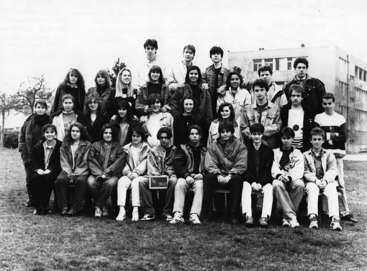 Photo de classe 1er 6 S de 1992, Lycée Ernest Bichat - Copains d'avant
