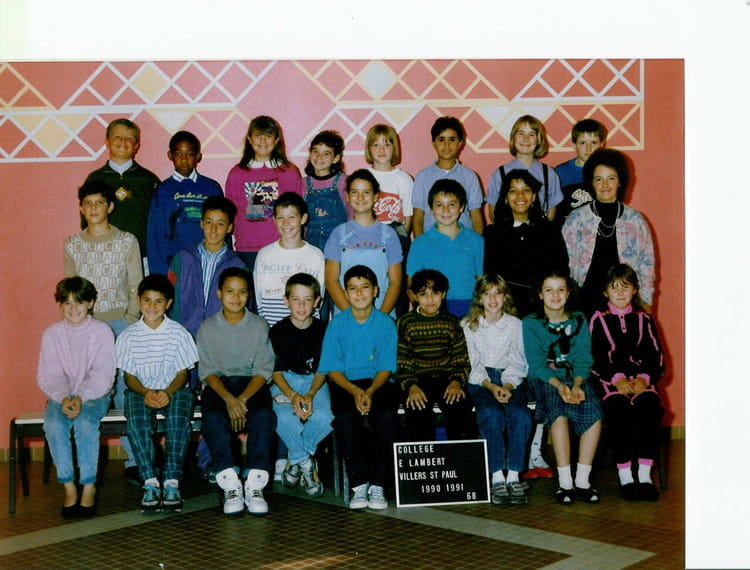 Photo de classe 6èmeB de 1990, Collège Emile Lambert - Copains d'avant