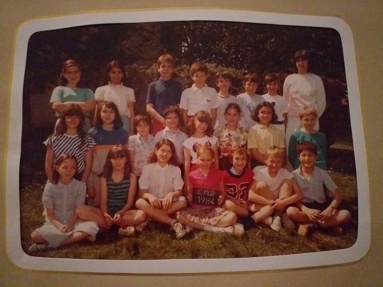 Photo de classe Classe de Mme Nguyen CM2 de 1984, ECOLE MICHEL ORDENER ...