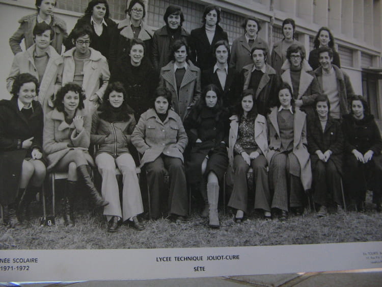 Photo de classe 2b de 1971, Lycée Joliot-curie - Copains d'avant