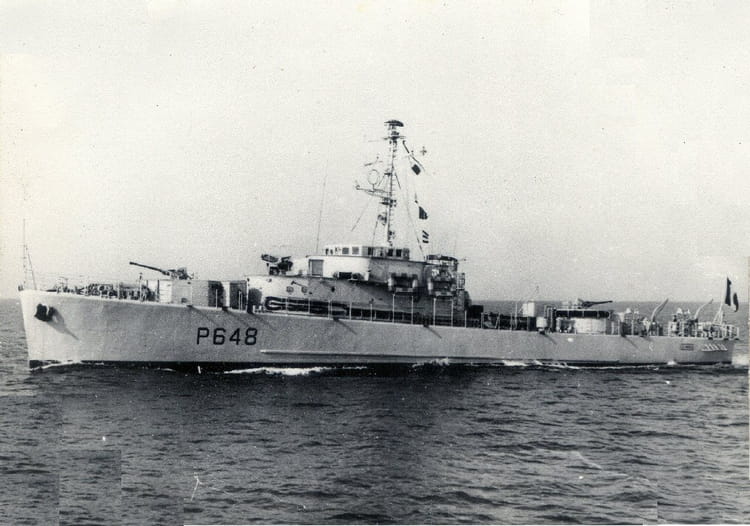Photo de classe Carte postale du Hardi de 1975, LE HARDI - Copains d'avant
