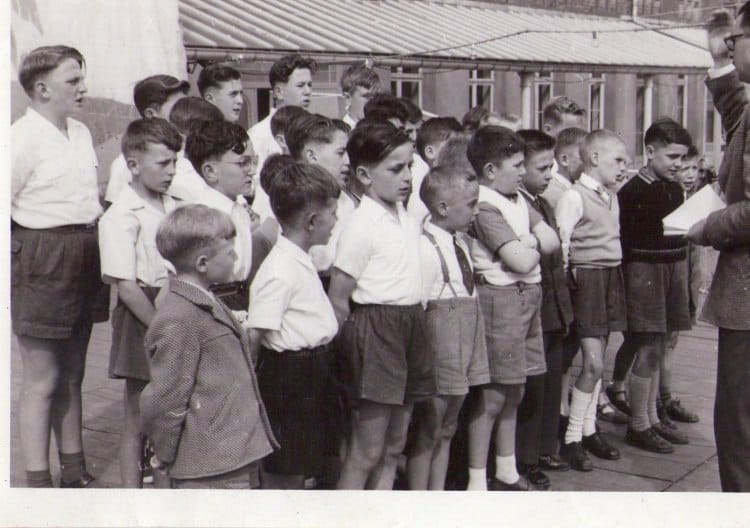 Photo de classe CM2 ? de 1956, Ecole Jules Copin (Englefontaine ...