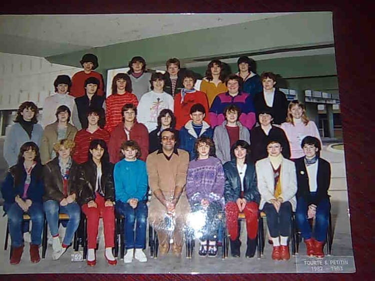 Photo de classe EB1 de 1981, Lycee Professionnel - Copains d'avant