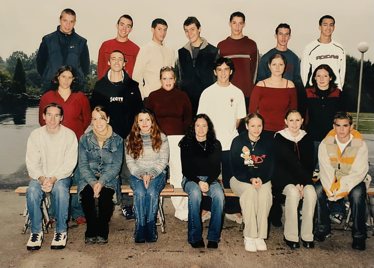 Photo de classe T bep pat 2003-2004 de 2003, Lycée Professionnel Hôtelier - Copains d'avant