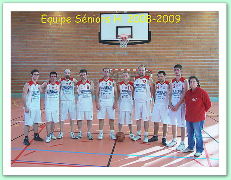 Photo de classe Equipe senior 2008/2009 de 2008, JSA BASKETBALL ...