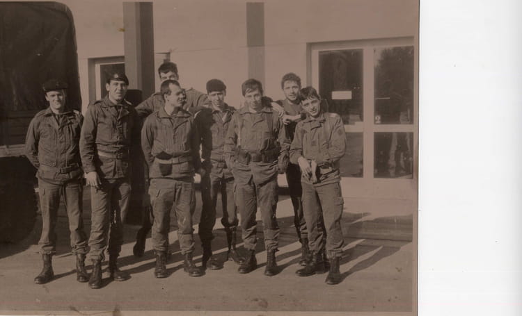 Photo de classe Formation Radio BCS du 401 RA de 1983, 401ra - Copains ...