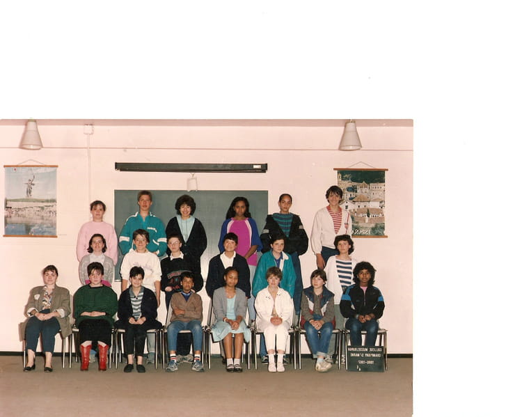 Photo de classe Classe de 4ème de 1986, Collège Musselburgh - Copains d ...