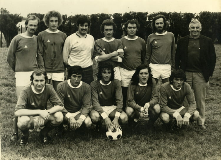 Photo de classe Equipe fanion FCT (USC) 1974 de 1974, FCT - Copains d'avant