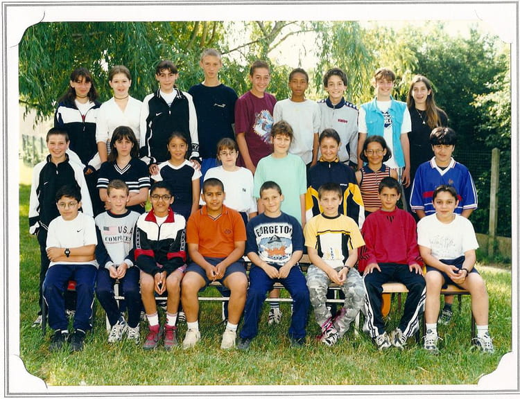 Photo de classe 6°7 de 1998, Collège Emile Malfroy - Copains d'avant