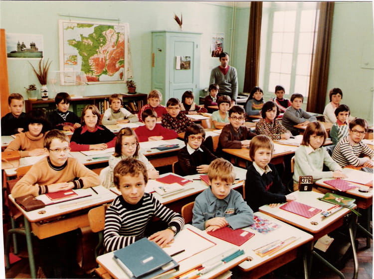 Photo de classe Classe Cm1-Cm2 de Mr Bayard de 1979, Ecole Jules Ferry ...