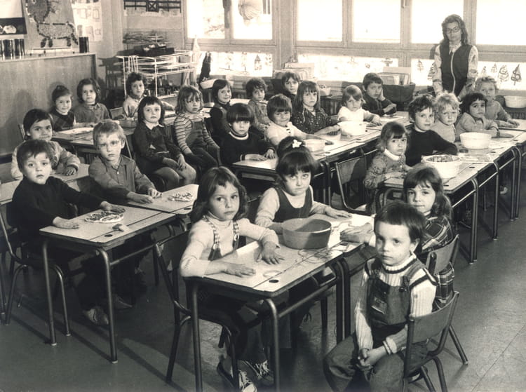 Photo de classe Maternelle de 1974, Ecole Gaston Soufflay - Copains d'avant