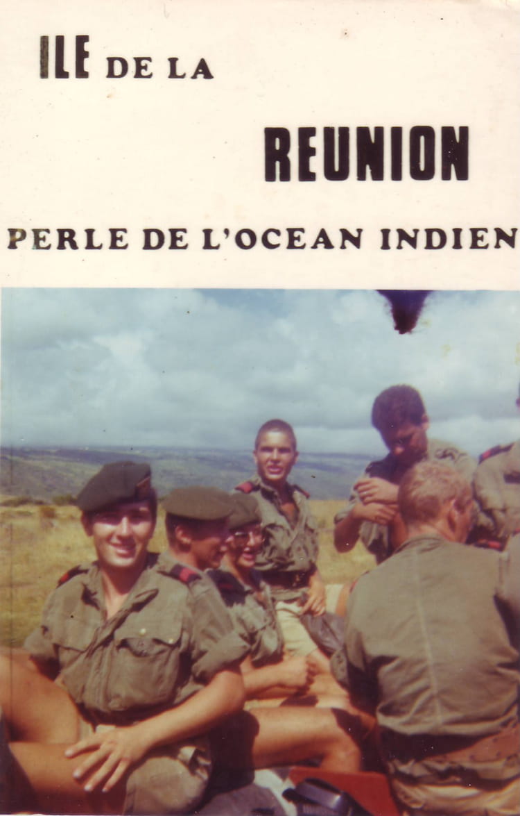 Photo de classe L REUNION 1974-1975? de 1974, COMMANDO MARINE - Copains ...