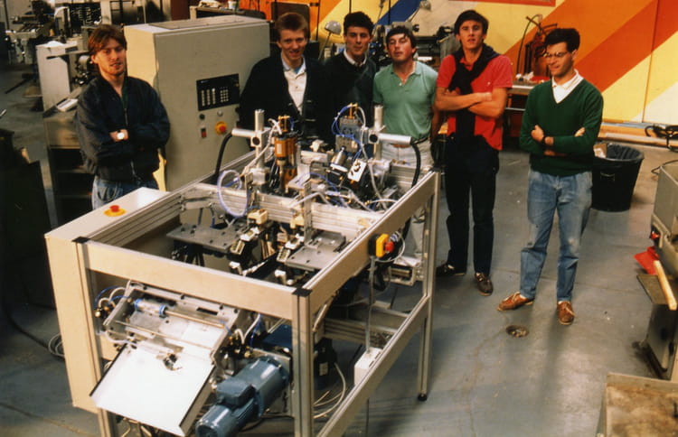 Photo de classe BTS MAI 2eme année de 1988, LYCEE PABLO NERUDA ...