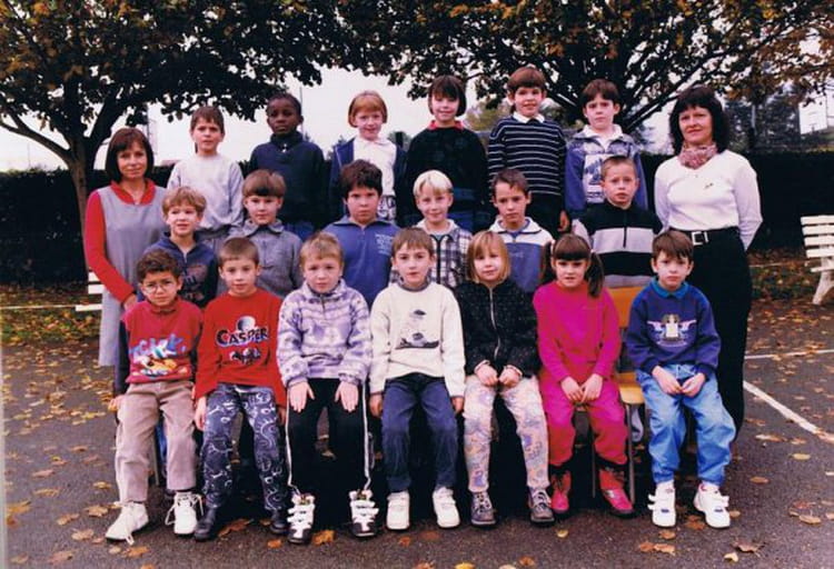 Photo de classe Classe Elementaire 1 (CE1) de 1996, ECOLE PRIMAIRE ...