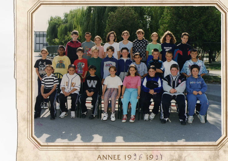 Photo De Classe 6 me B De 1996 Coll ge Georges Brassens Copains D avant Photo De Classe 6 me B De 1996 Coll ge Georges Brassens Copains D avant