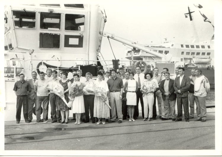 Photo de classe Depart en retraite de 1995, Societe De Remorquage De ...