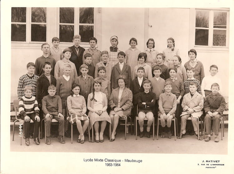 Photo De Classe 5ème De 1963 Lycée Classique Et Moderne Mixte