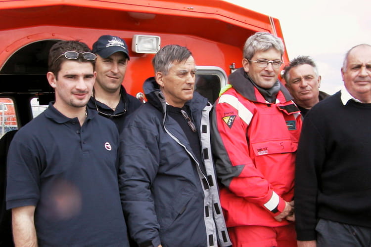 Photo de classe 1er trophée SNSM avec Vincent Riou de 2005, Station ...