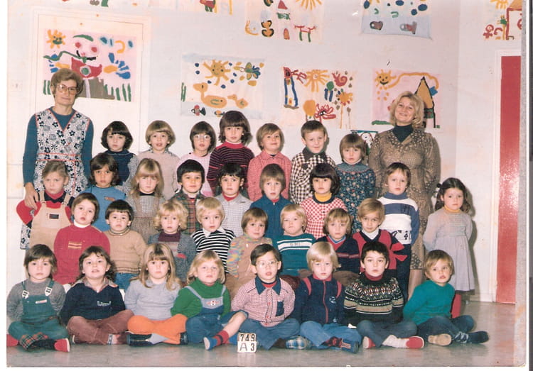 Photo de classe Classe maternelle de 1979, ECOLE MATERNELLE - Copains d ...