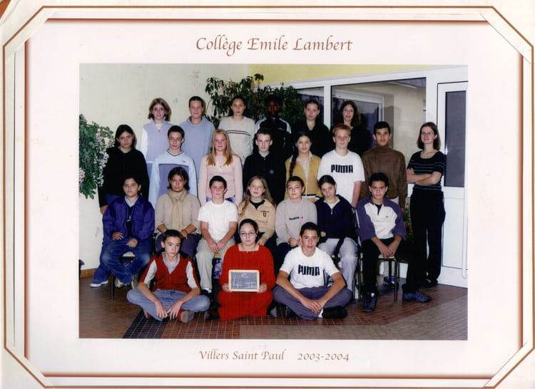 Photo de classe 4e2 de 2003, Collège Emile Lambert - Copains d'avant