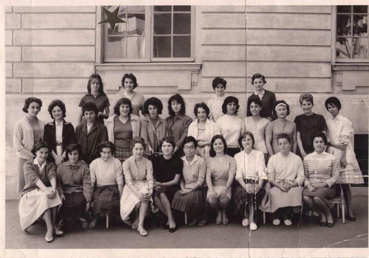 Photo de classe 3 eme pauliani de 1960, ECOLE PAULIANI - Copains d'avant