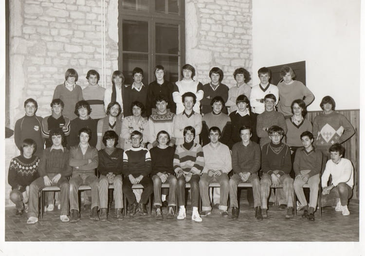Photo de classe Electrotechnique de 1981, Lycée Hippolyte Fontaine ...