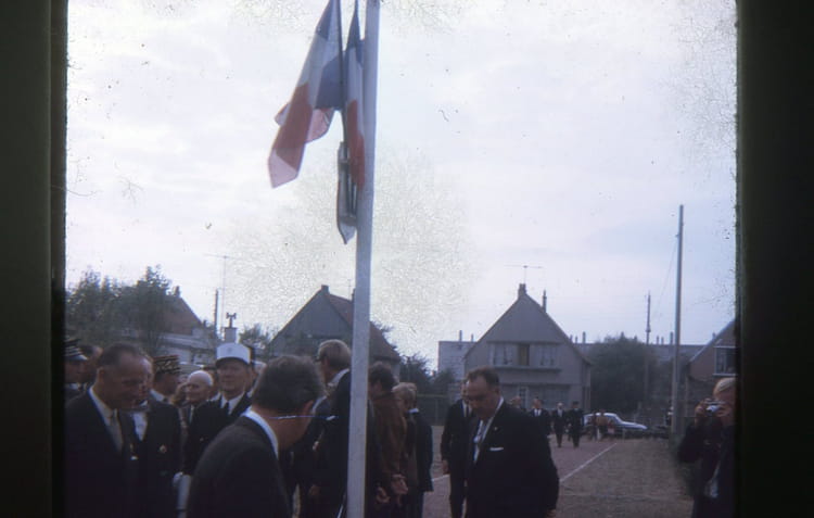 Photo de classe Inauguration de 1969, Club Des Demain Vingt Ans (D.v.a ...