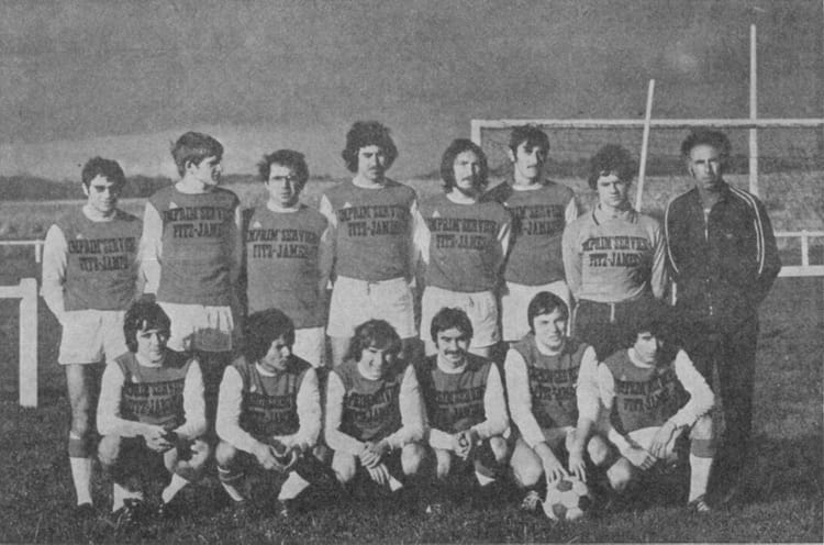 Photo de classe Equipe Senior 1978 de 1978, ASFJ - Copains d'avant