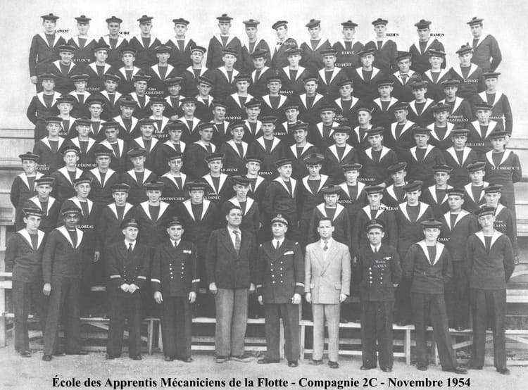 Photo de classe 2C de 1954, E A M F ST MANDRIER - Copains d'avant