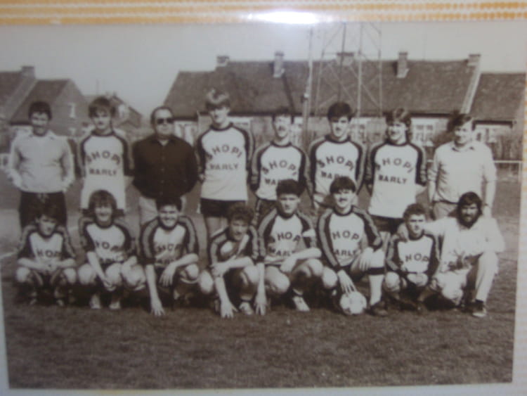 Photo de classe Année 83.84 de 1983, US MARLY - Copains d'avant