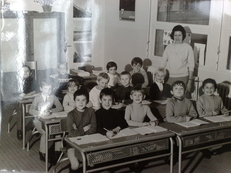 Photo de classe Photo de classe de 1972, ECOLE PIERRE DE RONSARD ...