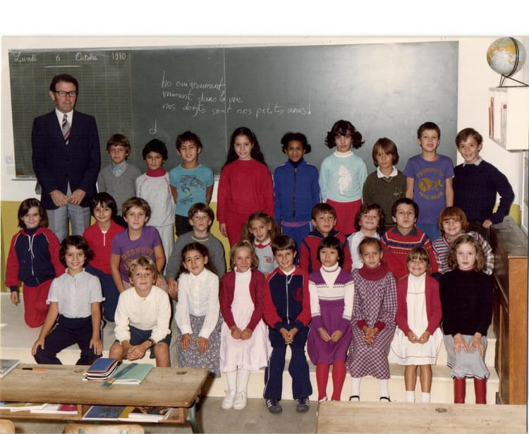Photo de classe 9ème de 1980, ECOLE CHERNOVIZ - Copains d'avant