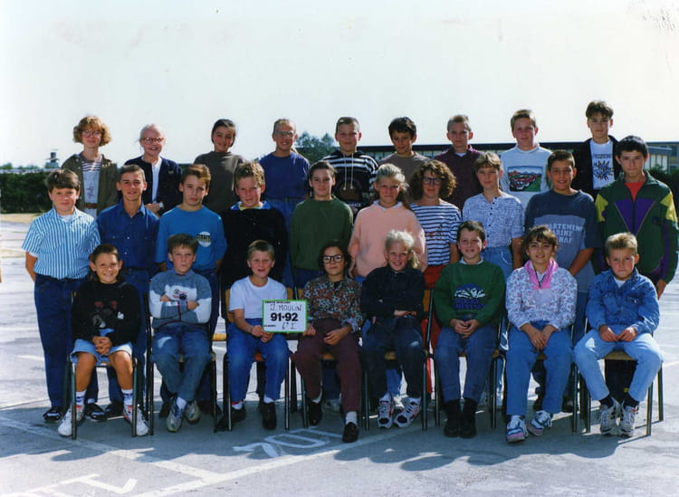 Photo de classe Eme i de 1991, Collège Jean Moulin - Copains d'avant