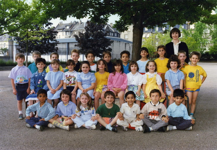 Photo de classe CP de 1989, ECOLE LE SABLON PROST - Copains d'avant