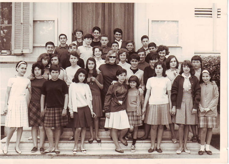 Photo de classe Classe 5eme de 1963, Collège Roustan - Copains d'avant