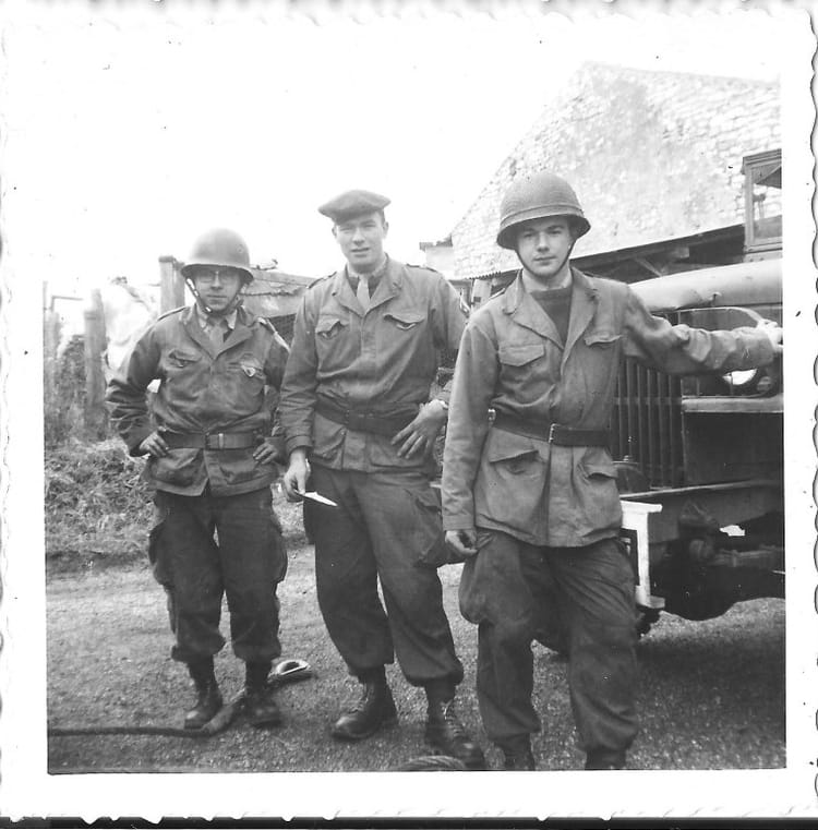 Photo de classe 1966 - CIT 156 - 516 RT - Camarades et maréchal des ...