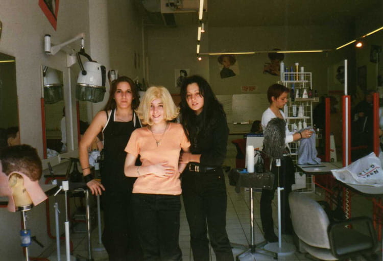 Photo de classe Classe de coiffure de 1998, Lycée Professionnel Antoine ...