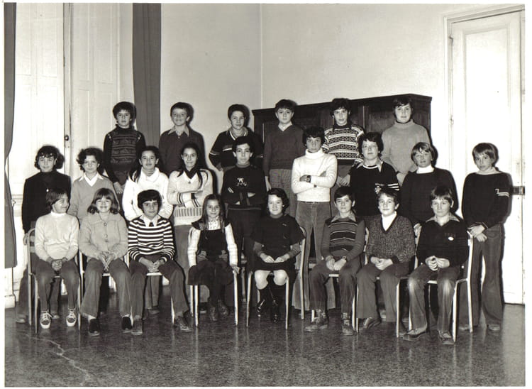 Photo de classe 1977-78 - 6eme 11 de 1977, Collège Paul Riquet ...