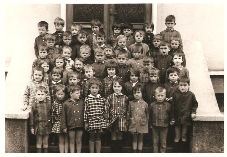 Photo de classe CLASSE ENFANTINE GRANDE SECTION de 1966, Ecole Du ...